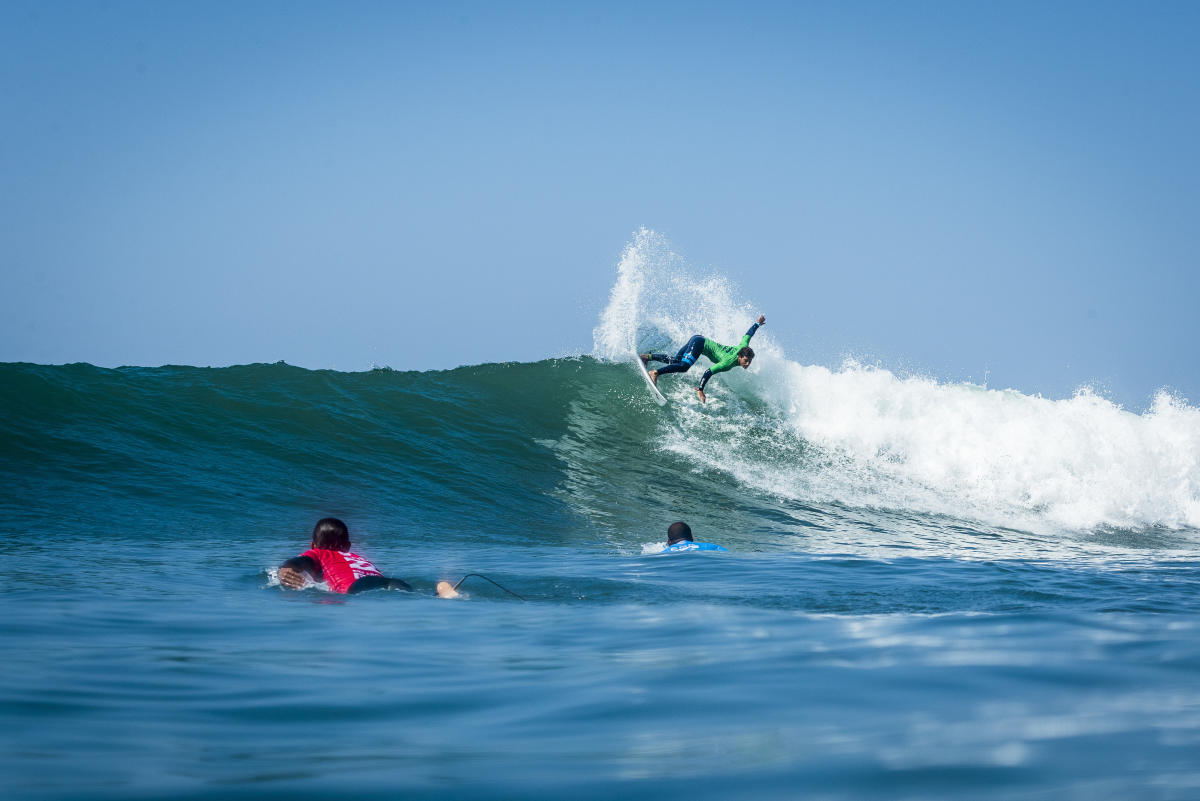 Alonso Correa sigue avanzando en Ericeira | Olas Perú, Reporte de mar ...