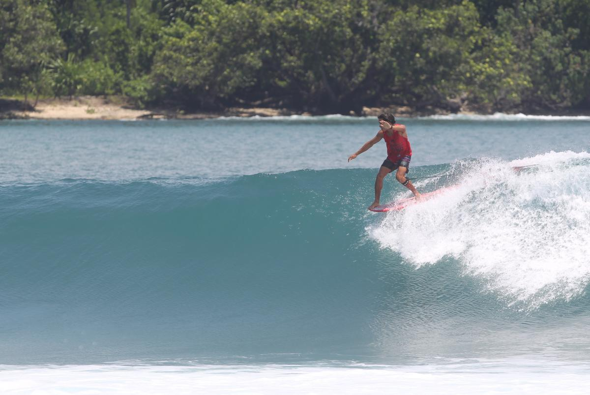 Piccolo Clemente y Lucas Garrido Lecca puesto 17 en Noosa Longboard ...